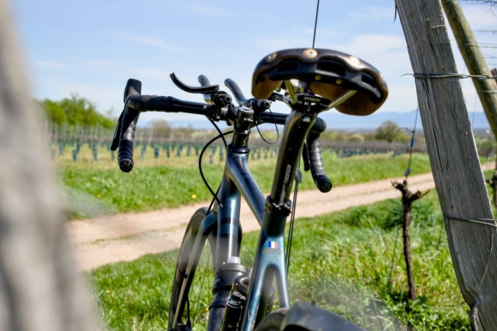 Comment choisir votre vélo de route pour du bikepacking